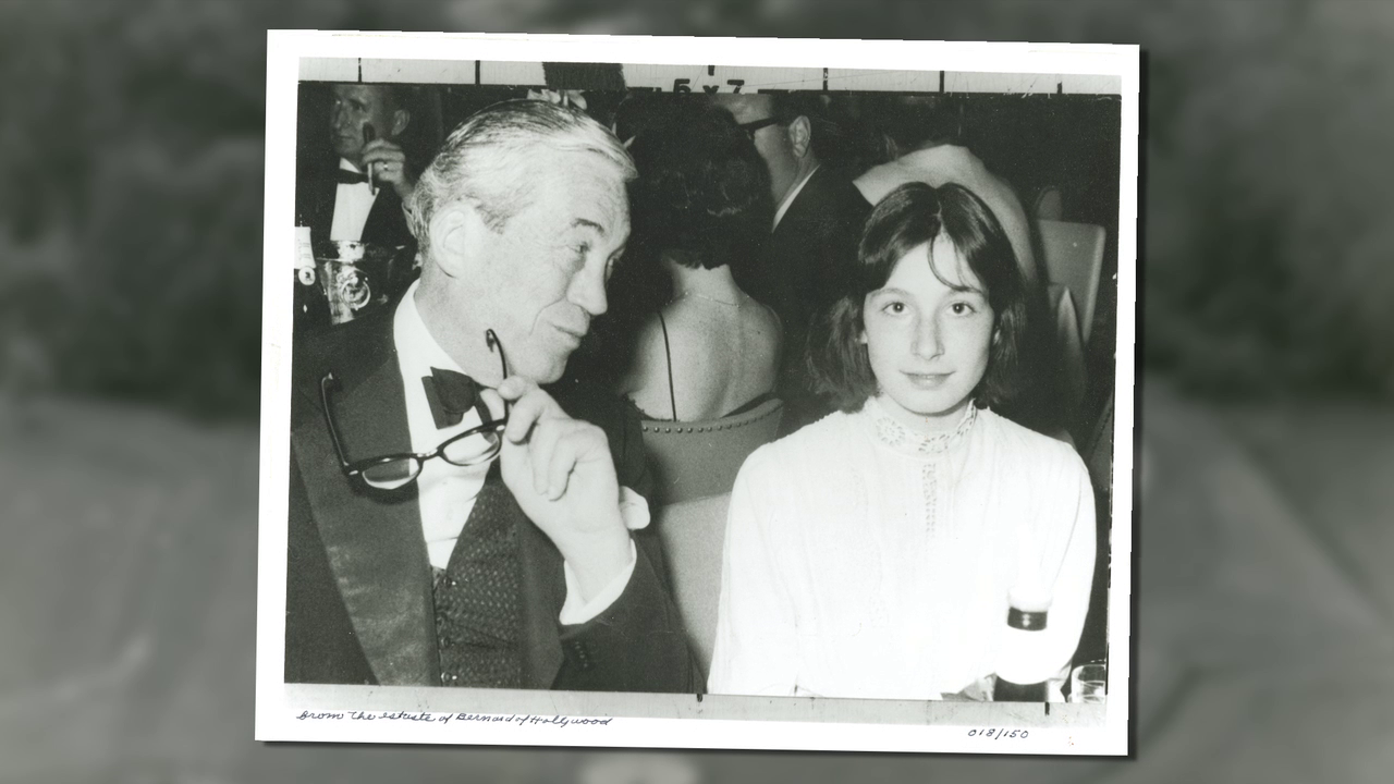 Anjelica Huston | Official Publisher Page | Simon & Schuster Canada